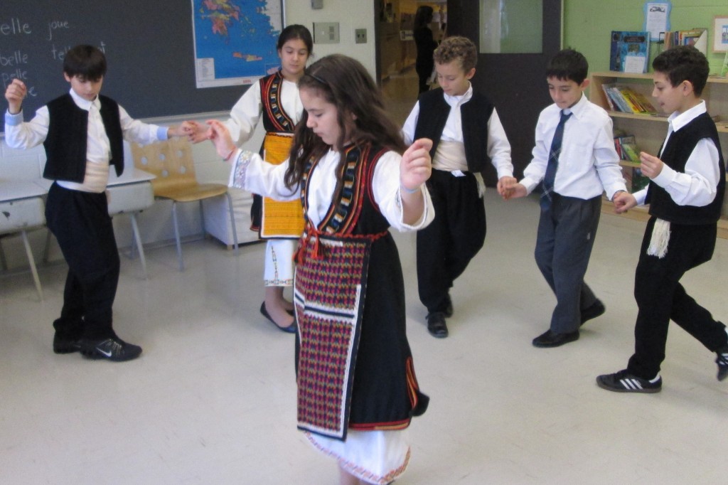 GREEK DANCES - Primary School Socrates and Demosthenes